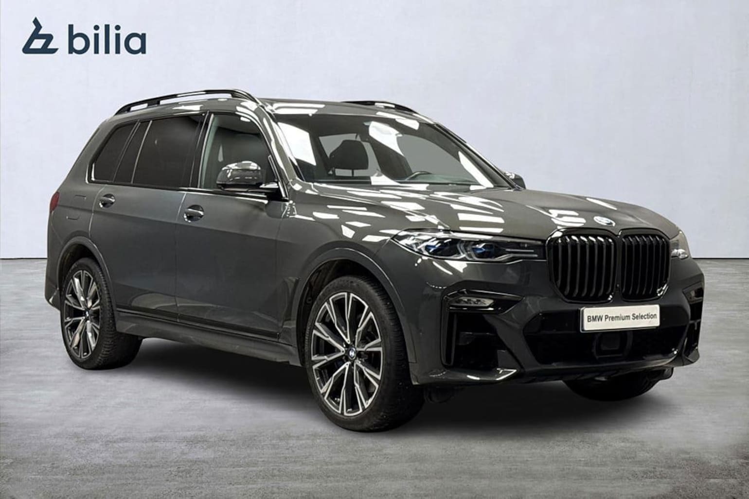 BMW X7 M50i xDrive / Bowers & Wilkins / Dragkrok 2021 Grå