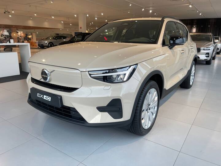 Volvo EX40 Single Motor Extended Range Core 2025 Brun