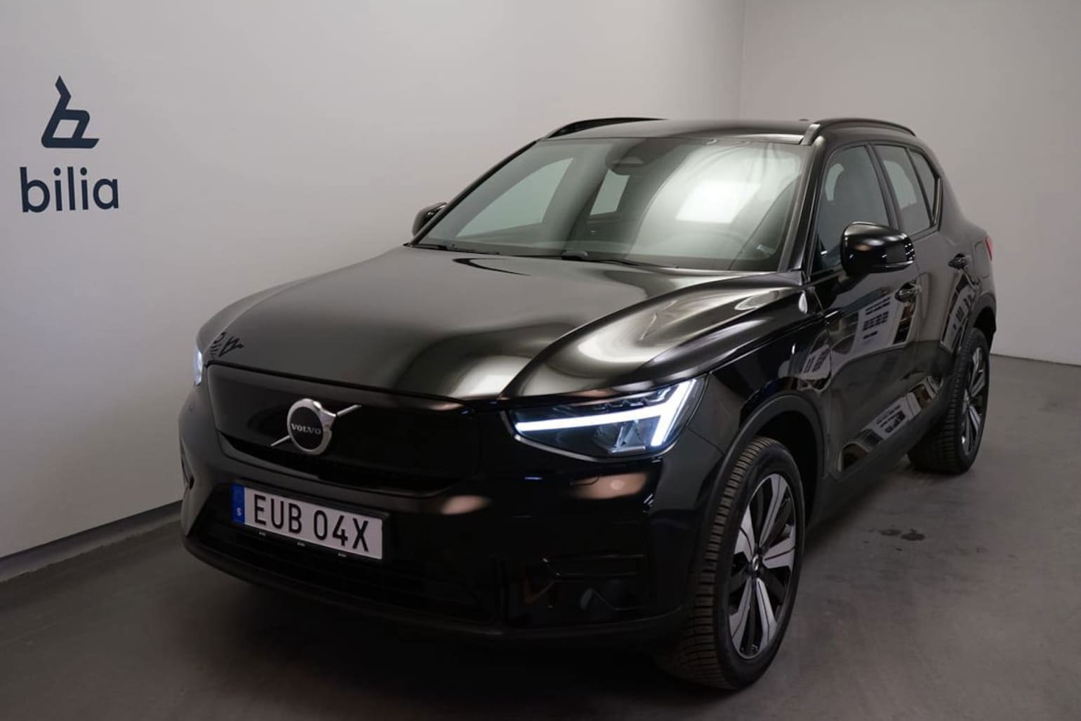 Volvo XC40 Recharge Single Motor Core Edition 2023 Svart
