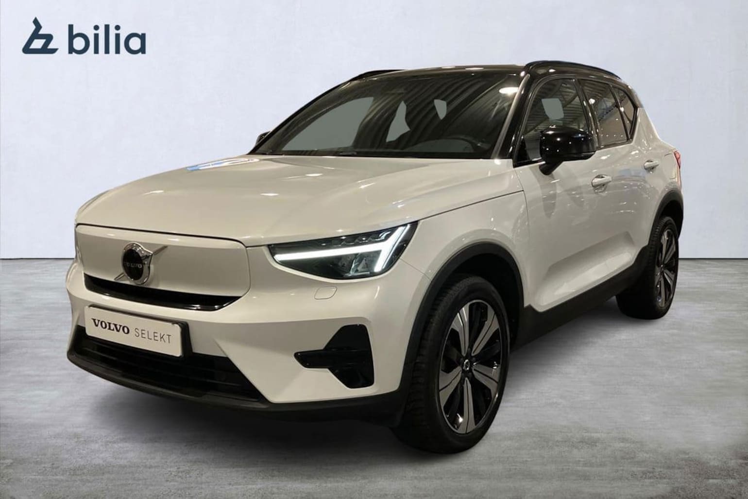 Volvo XC40 Recharge Single Motor Core Edition 2023 Vit