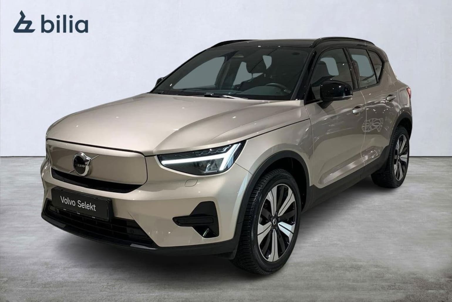 Volvo XC40 Recharge Single Motor Core Edition 2023 Grå