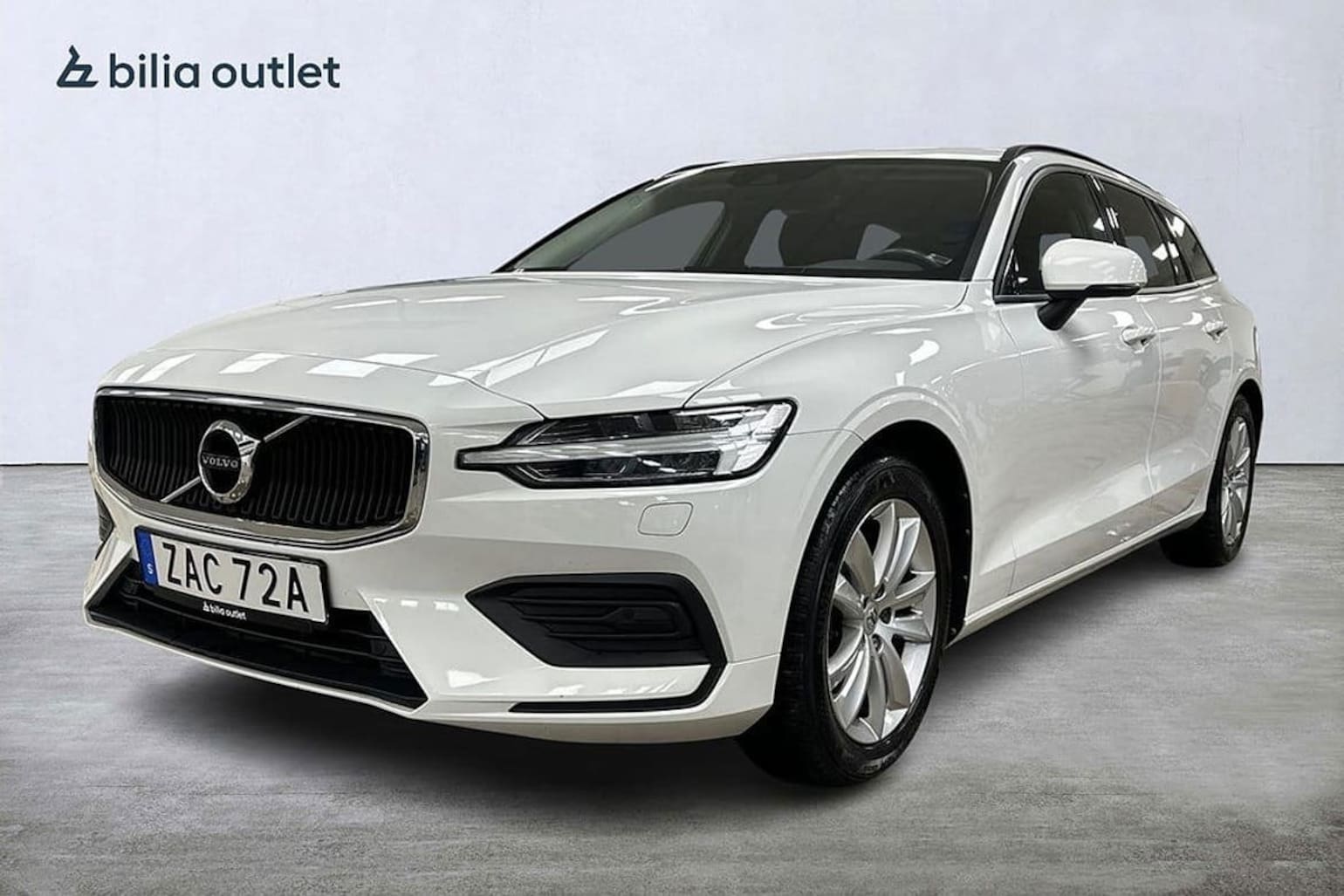 Volvo V60 D3 D3 Momentum MOMS Värmare VOC A-Farthållare Dragkrok 2020 Vit