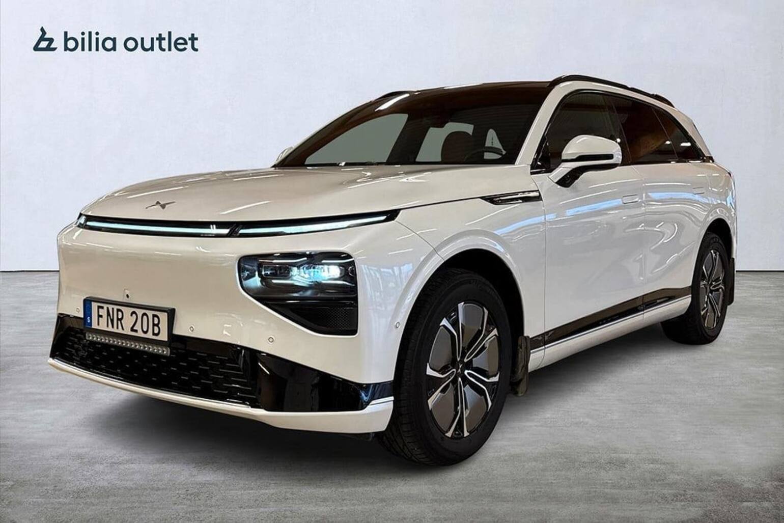 XPENG G9 Long Range / Pano / 360-kam / Dynaudio / Massage 2023 Vit